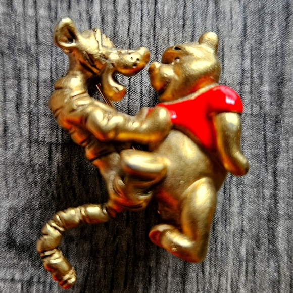 Disney | Accessories | Disney Tigger And Pooh Pin | Poshmark